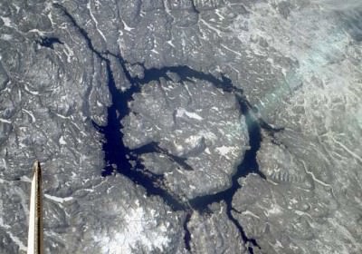 9 Stunning Pictures of Meteor Impact Craters on Earth